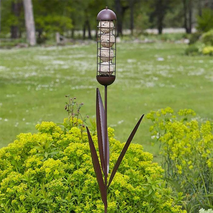 Rustic Reed Fat Ball Border Bird Feeder